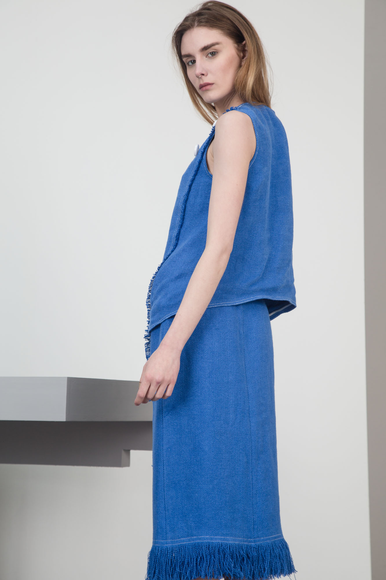 Asymmetric raw edge top - I M M I